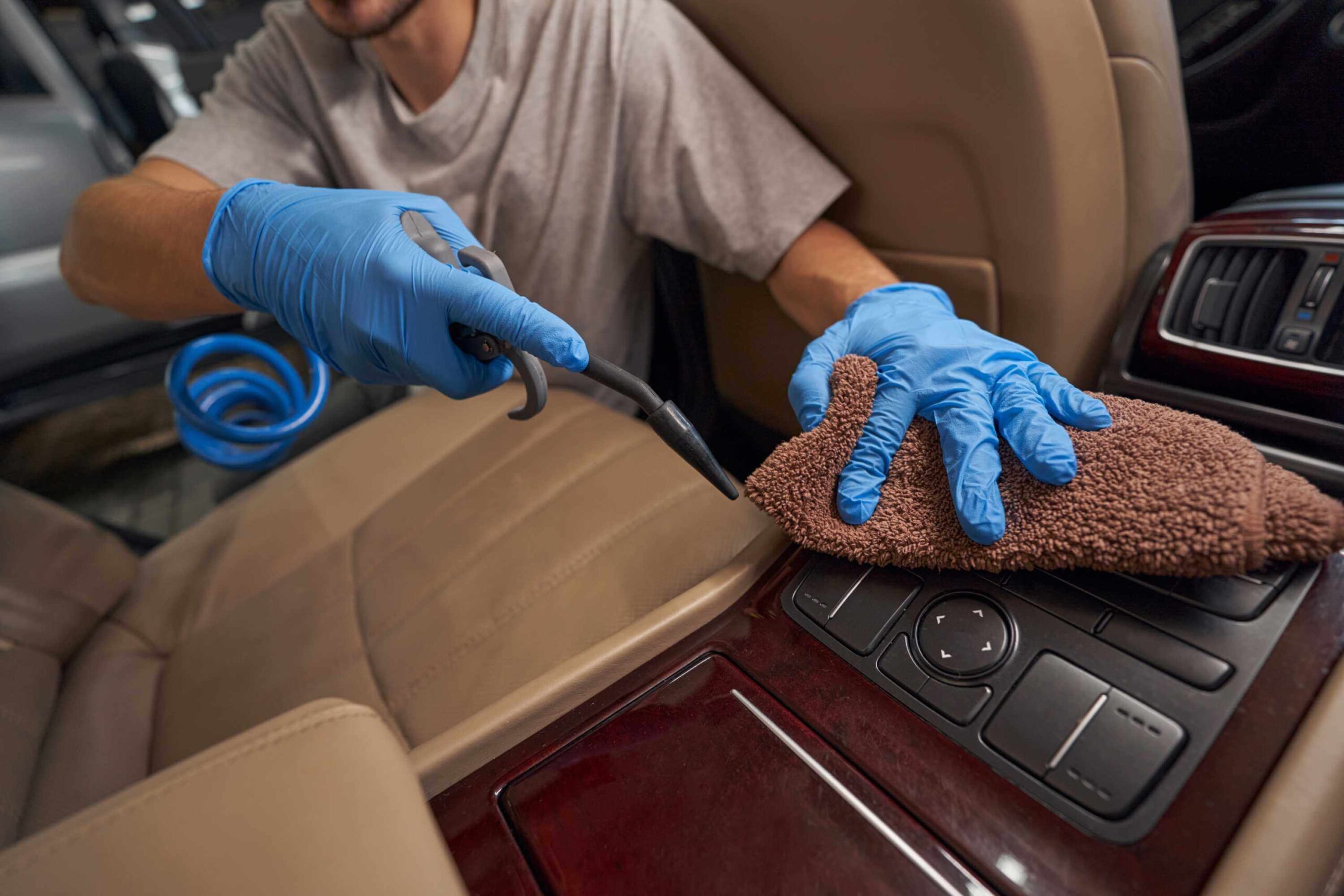 Waxing vs. Polishing: Which One is Right for Your Car? - Detailing Valet